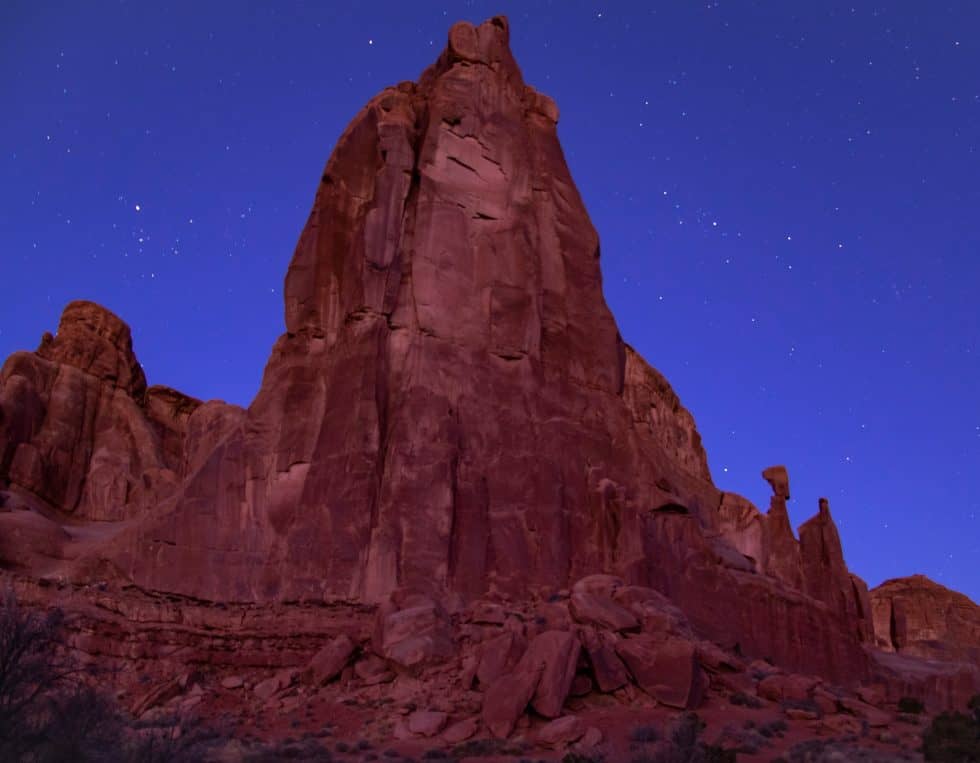 Blue Hour and Golden Hour Photo Ideas - PhotoJeepers