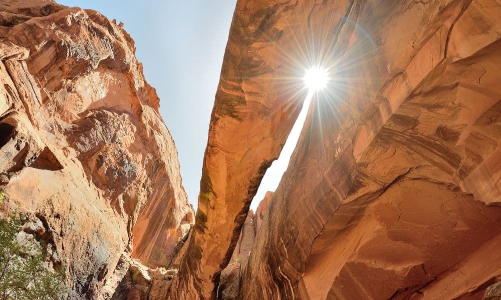 Moab Winter Hikes + Travel Tips - PhotoJeepers