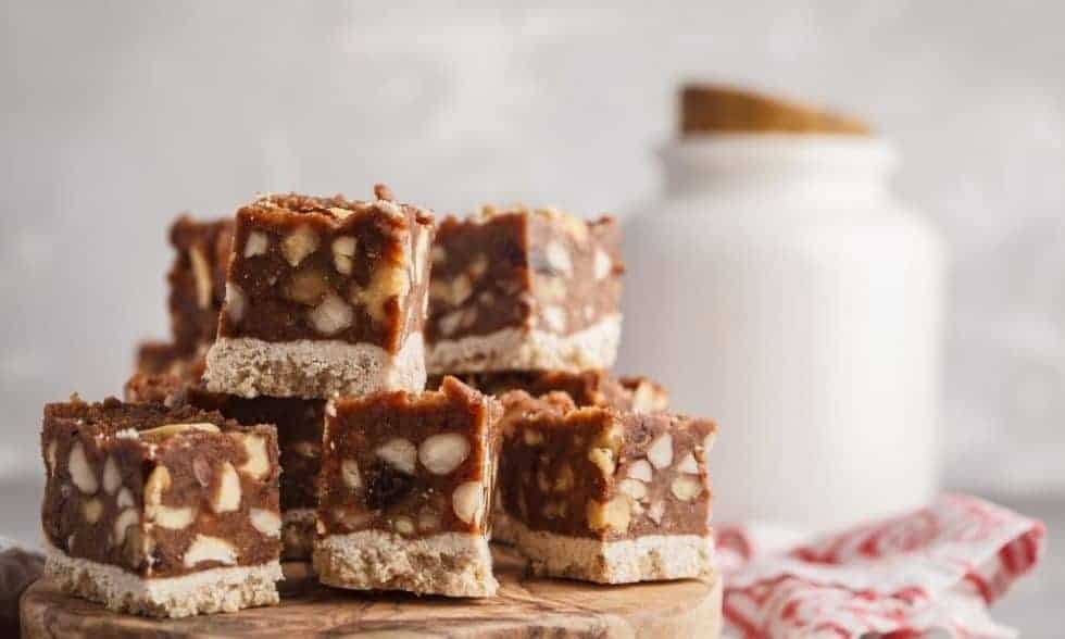20 Portable Snack Recipes Perfect for Travel - PhotoJeepers