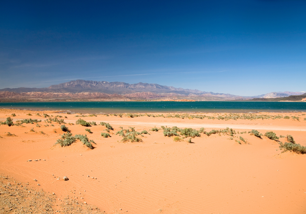 Visiting Sand Hollow State Park - PhotoJeepers