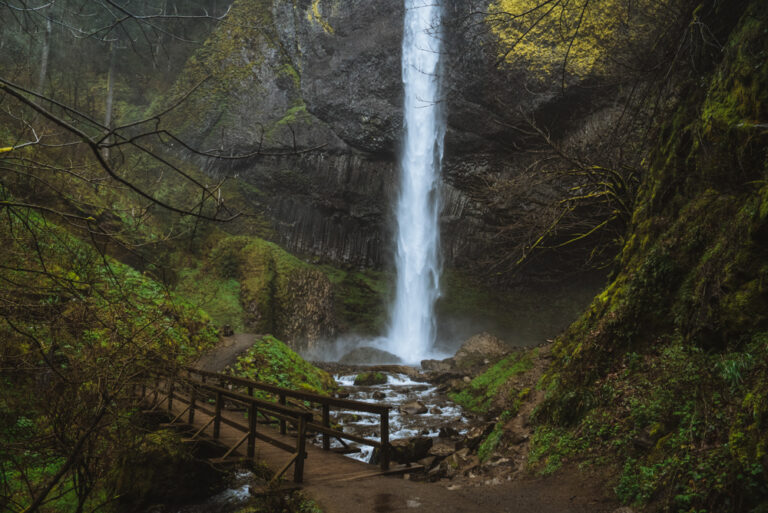 Places to Visit in Oregon in January - PhotoJeepers